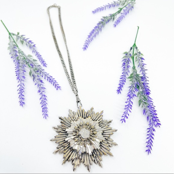 Vintage | Jewelry | Vintage Gaudy Baroque Fleur De Lis Spiked Large ...